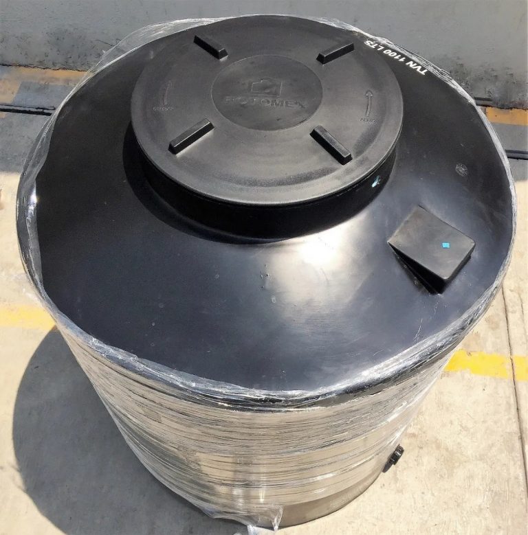 ROTOMEX TINACO VERTICAL NEGRO 1100 LITROS
